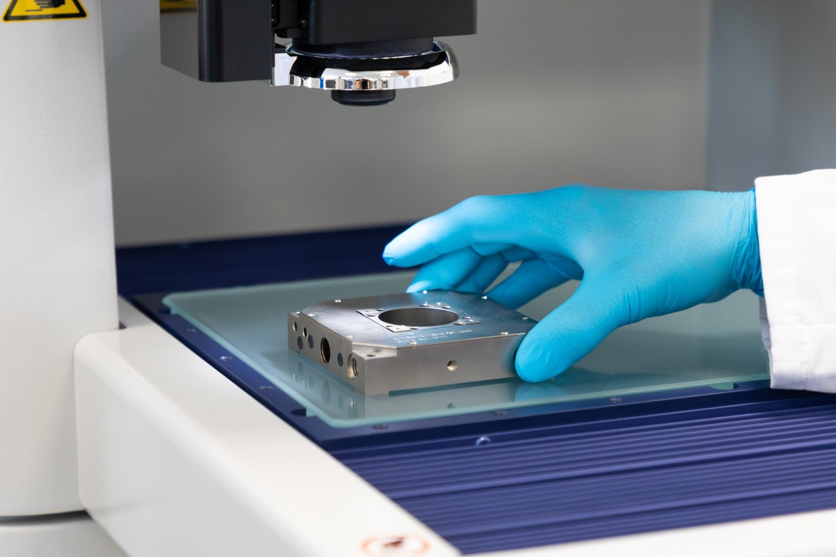 Fast AFM scanning: realizing the gains of closed-loop velocity control ...